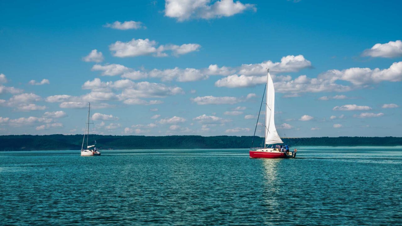 Ilyen a tavasz a Balaton part egyik legszebb részén | Aranypart Camping ...